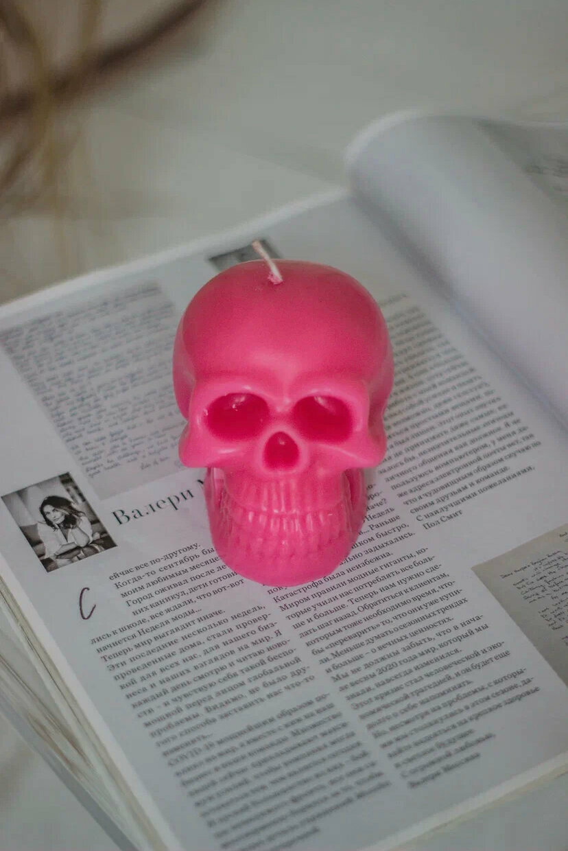Свеча интерьерная Marbel Candles "Череп", ручная работа, 6 см.