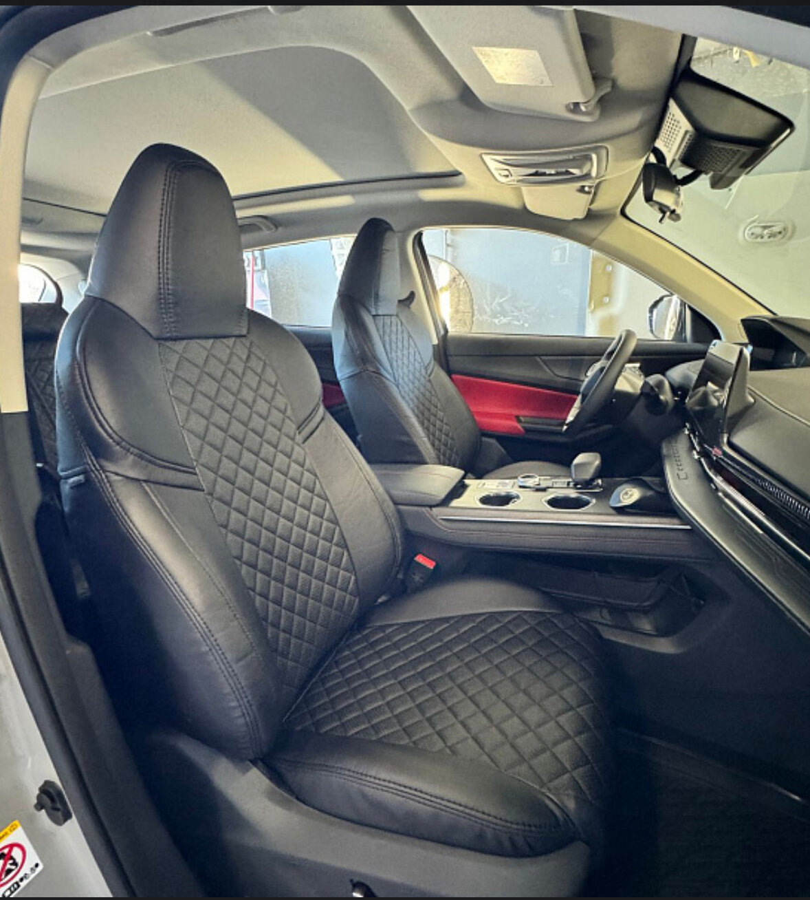 Чехлы Автопилот для Changan CS55 Plus I рестайлинг с 21г. / UNI-S с 24г. Экокожа, ромб, черный, черный.