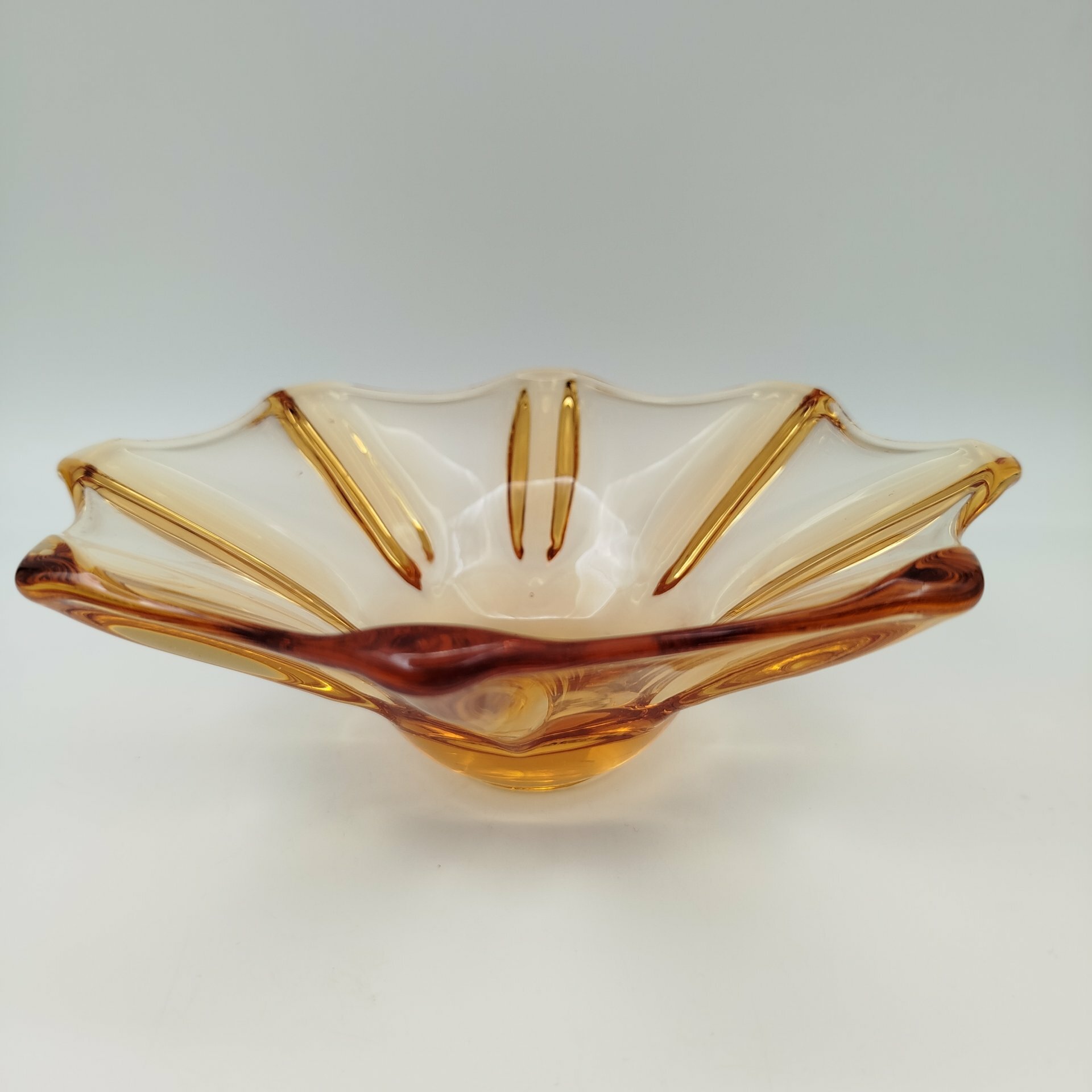 Конфетница (вазочка) медового цвета, хрусталь, цветной