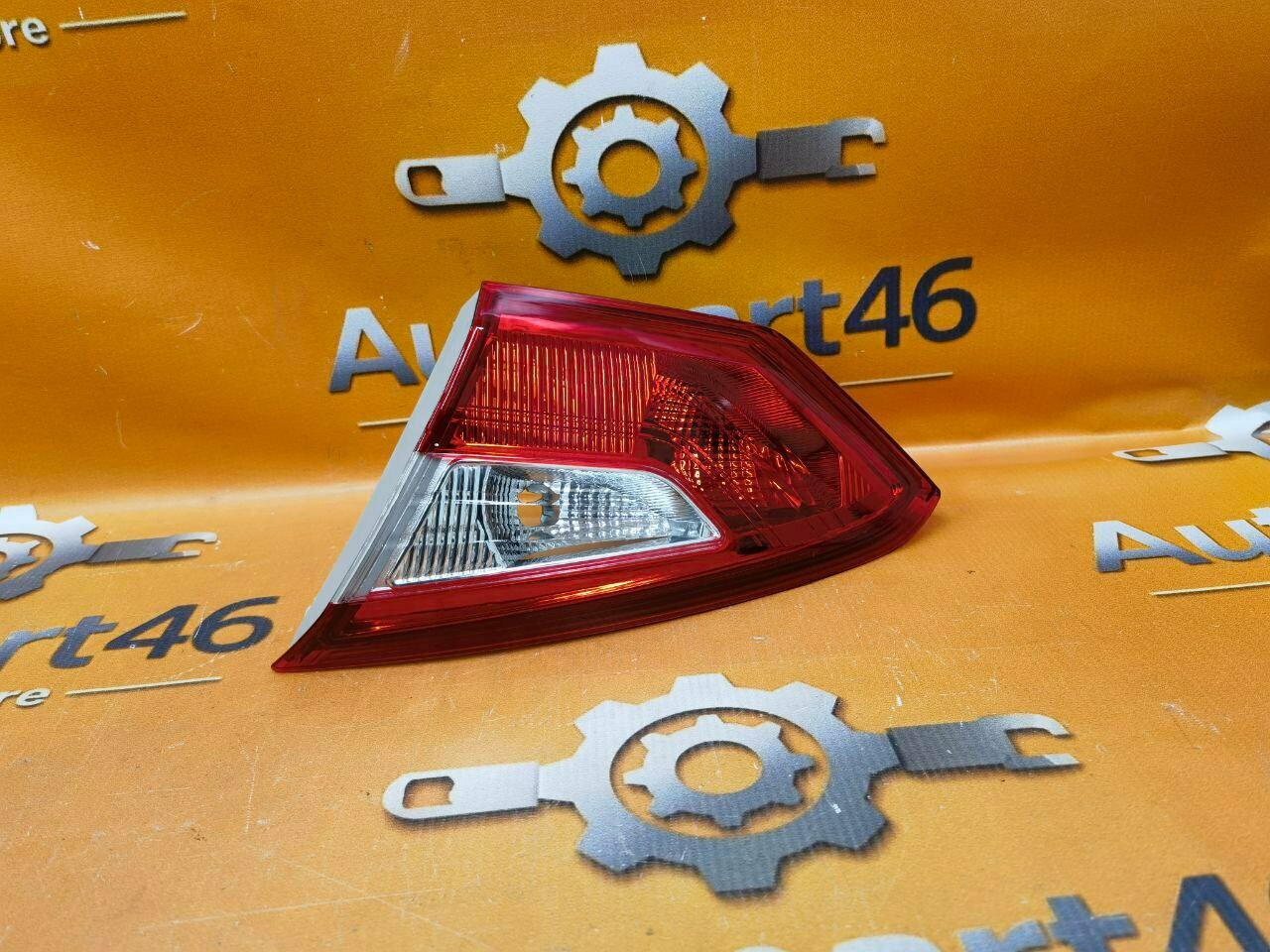 Фонарь правый в крышку багажника Форд Фокус FORD FOCUS III аналог