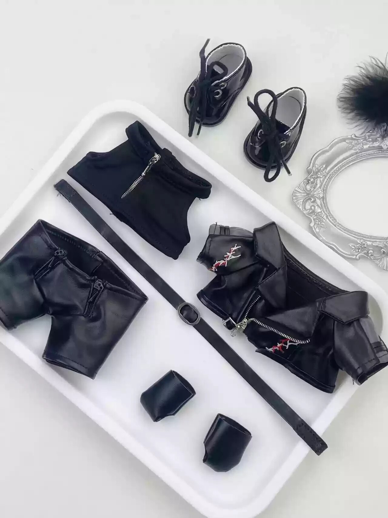 Игрушка для косплея по мотивам игры «Love and Deepspace», пиджак из кожи, модная мягкая плюшевая кукла, одежда для тела, игрушка, 20 см