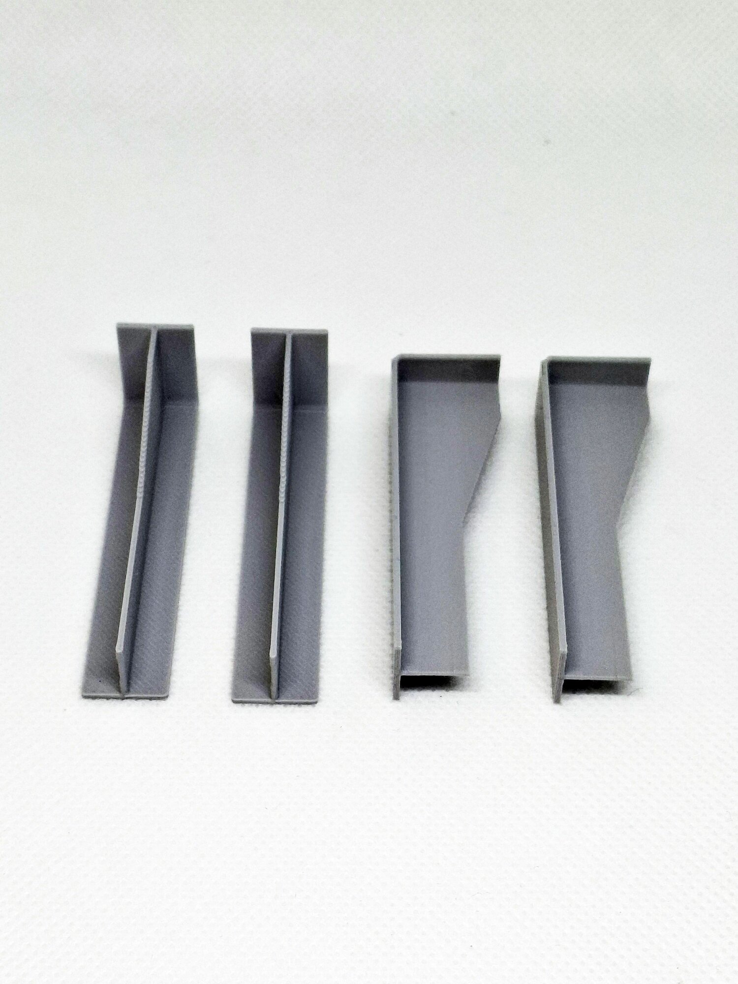 Соединитель для плинтуса 58*16 мм, стык (светло-серый)- 4 шт.