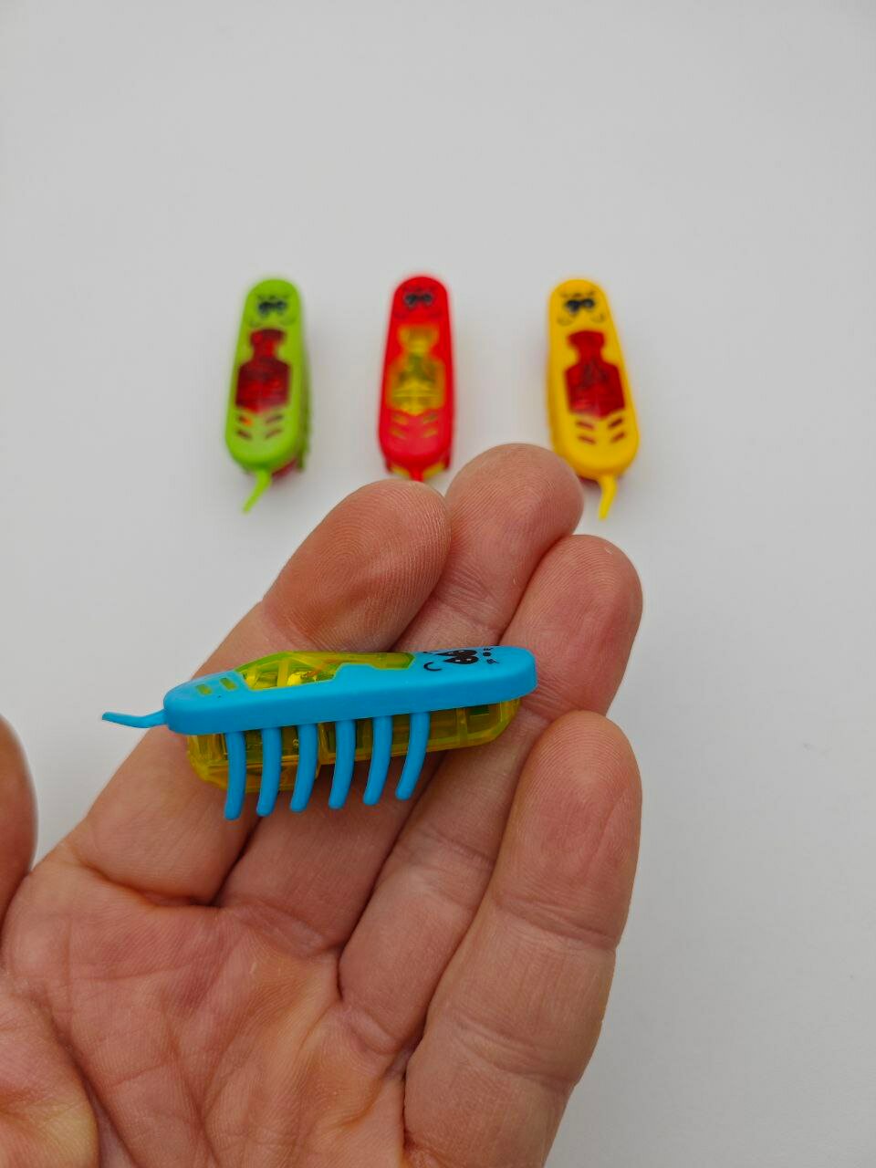 Нано робот жук синий, с хвостиком