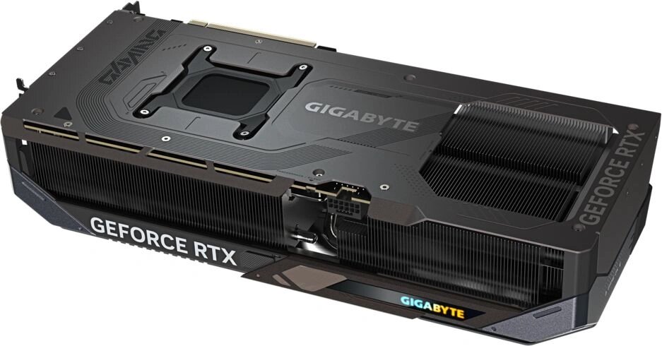 GV-N5090GAMING OC-32GD / Видеокарта Gigabyte NVIDIA GeForce RTX 5090 GV-N5090GAMING OC-32GD 32ГБ Ga
