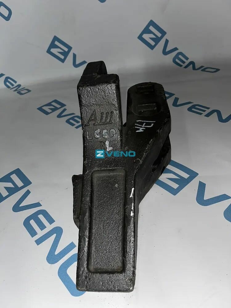 Зуб ковша боковой левый 252101811, XG50 Aili для погрузчиков LIUGONG, SDLG/XCMG LW500/ZL50G