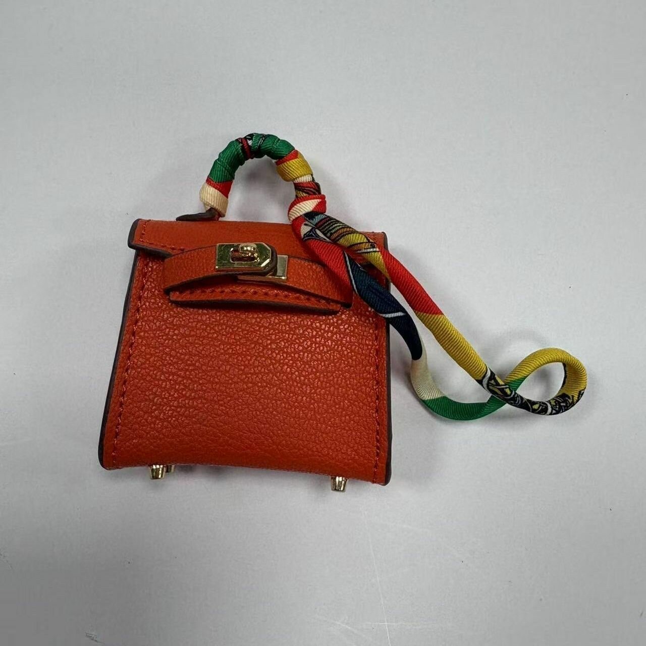 Мини-брелок для мобильного телефона