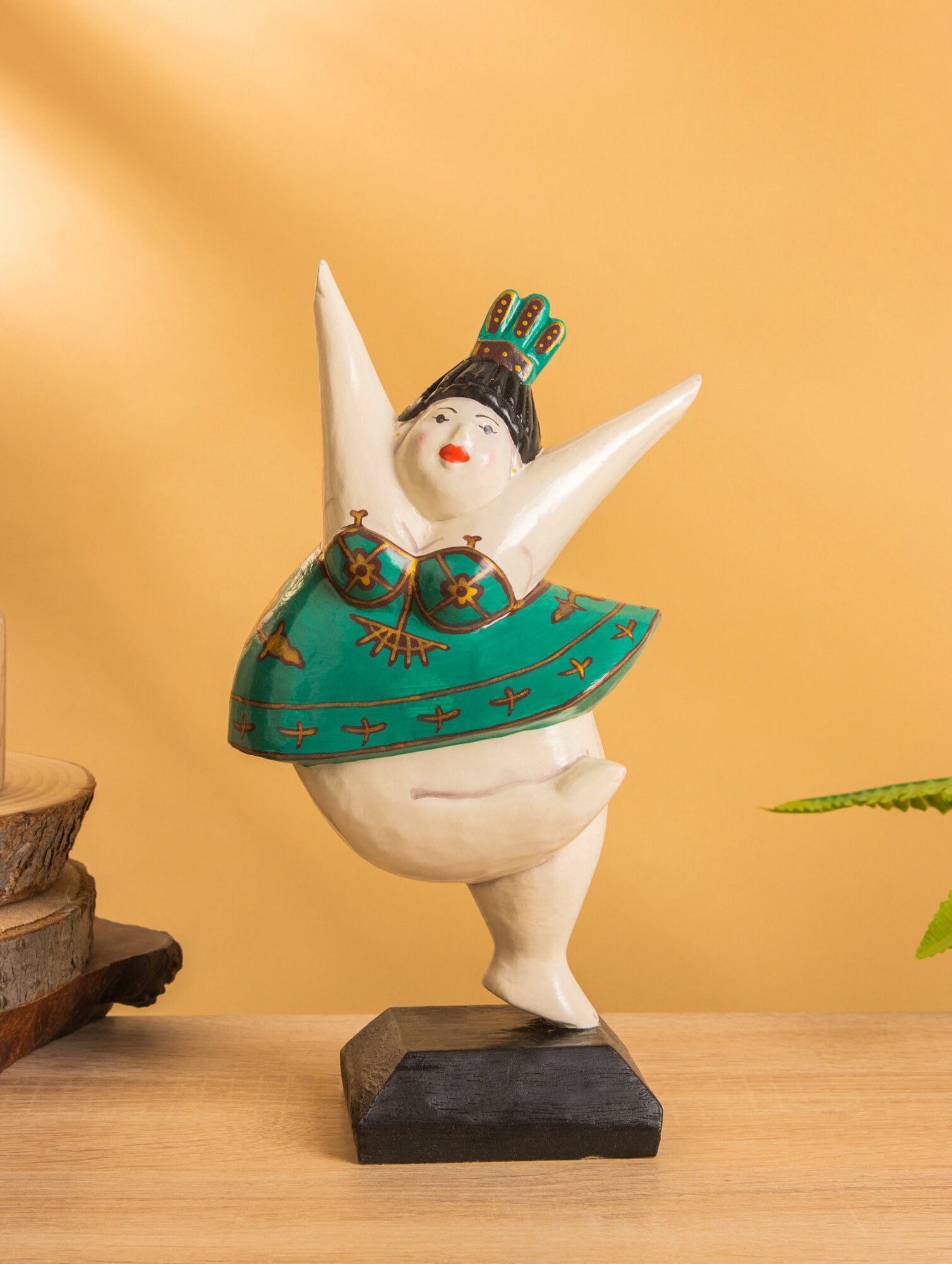 Фигурка на подставке "Балерина", 14x8x25 см, дерево, зелёная