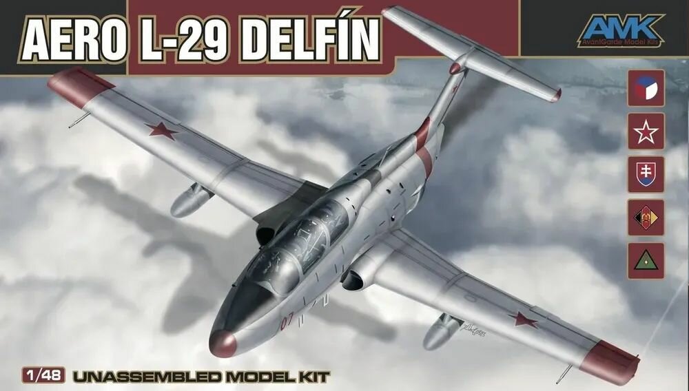 Сборная модель самолета Aero L-29 Delfn, масштаб 1/48 набор для сборки AMK для авиамоделистов и коллекционеров
