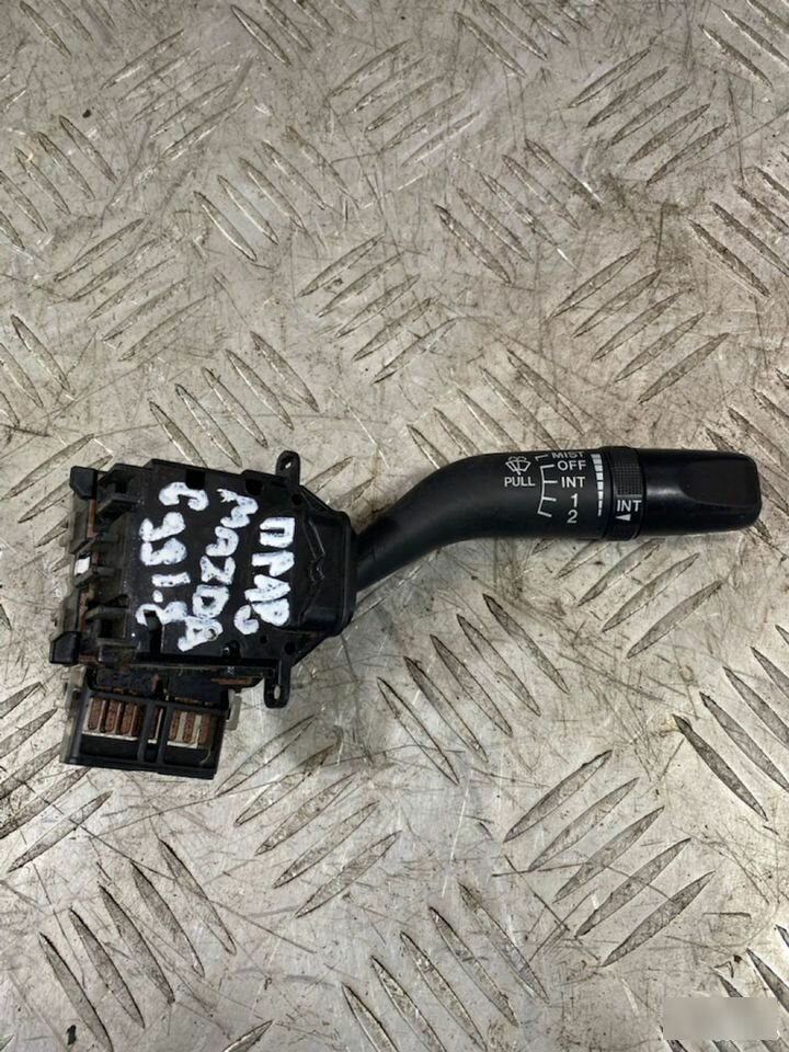 Подрулевой переключатель правый Mazda 6 GG