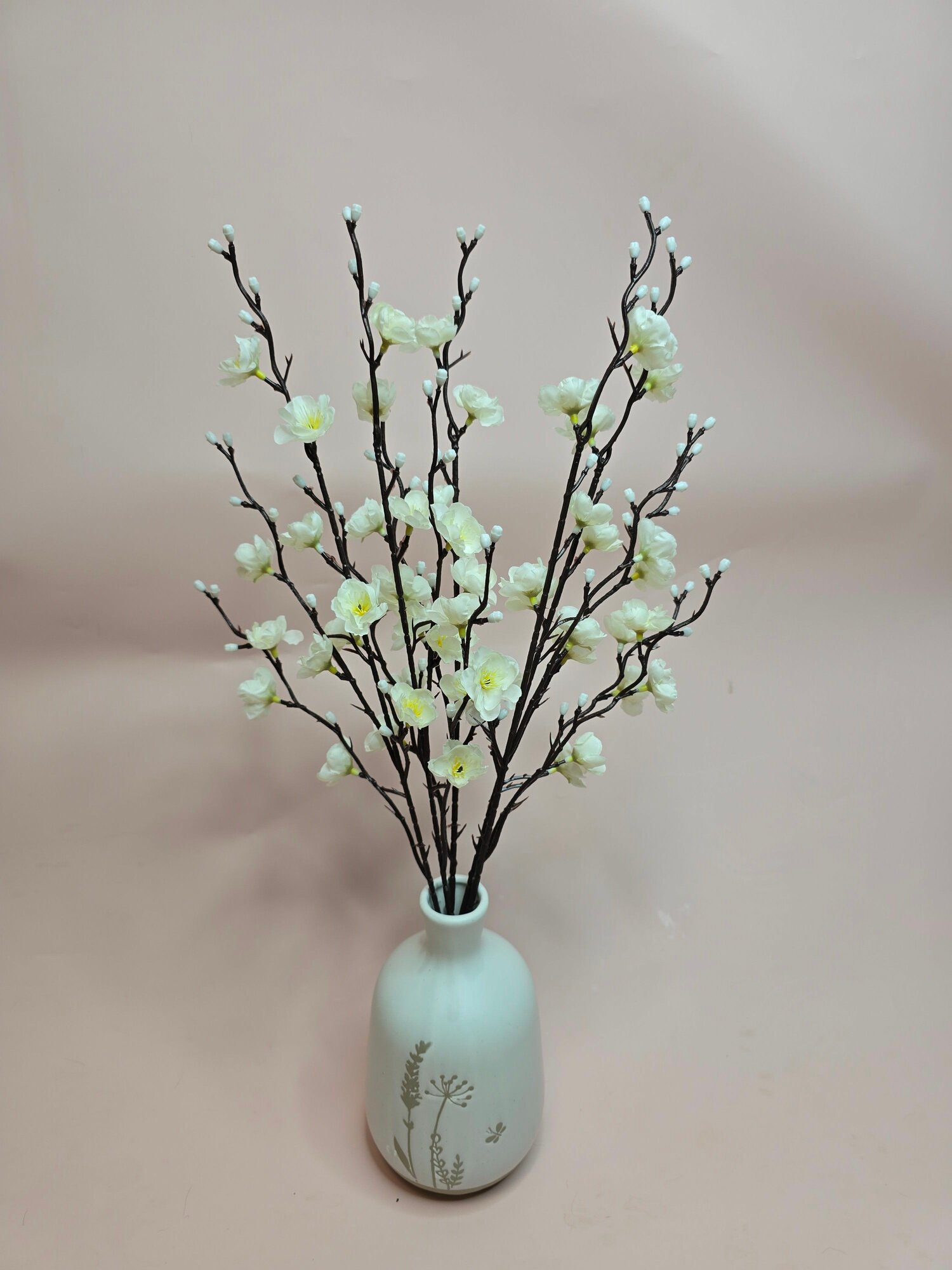 Искусственные цветы Holodilova Сакура, белые, текстиль, длина 55см, 5 ветвей