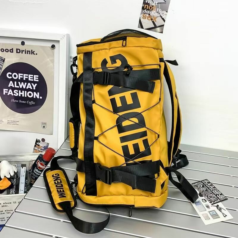 Рюкзак большой емкости 60 л, Можно носить на спине или носить