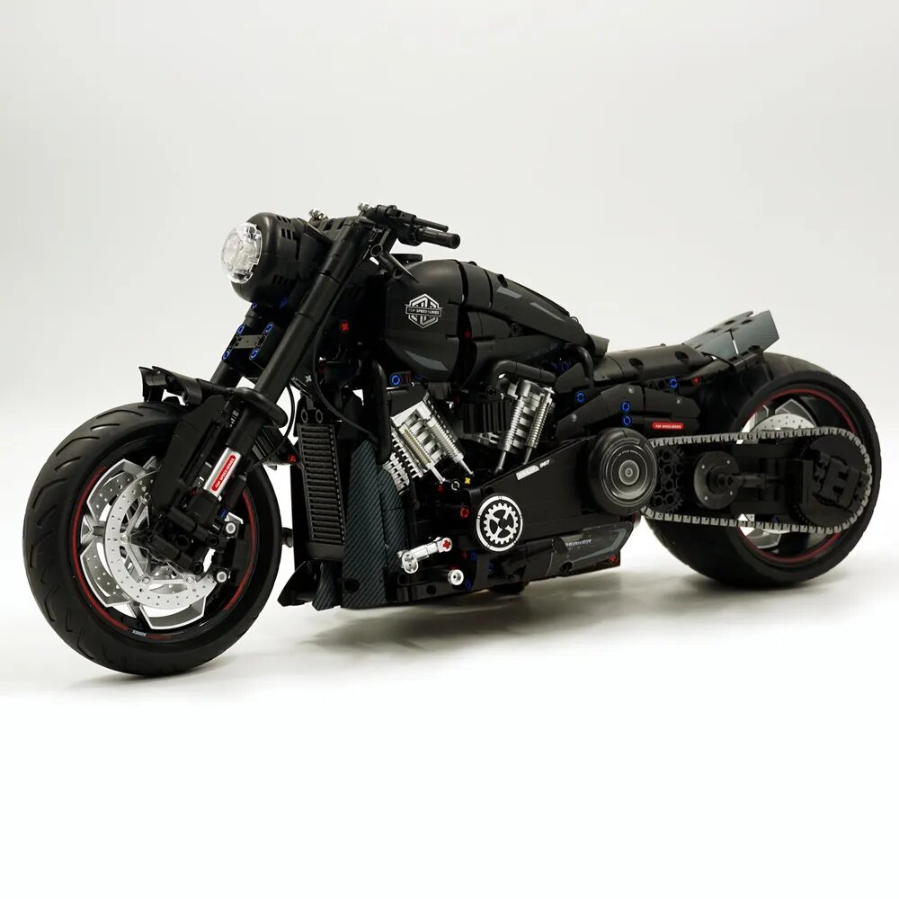 Конструктор Harley-Davidson Fat Boy X48 Чёрный Рыцарь (синхронизация КПП, V-образный мотор с подсветкой, регулируемая подвеска, подъём заднего колеса, 2260+ деталей, масштаб 1:5, подарок 14+)