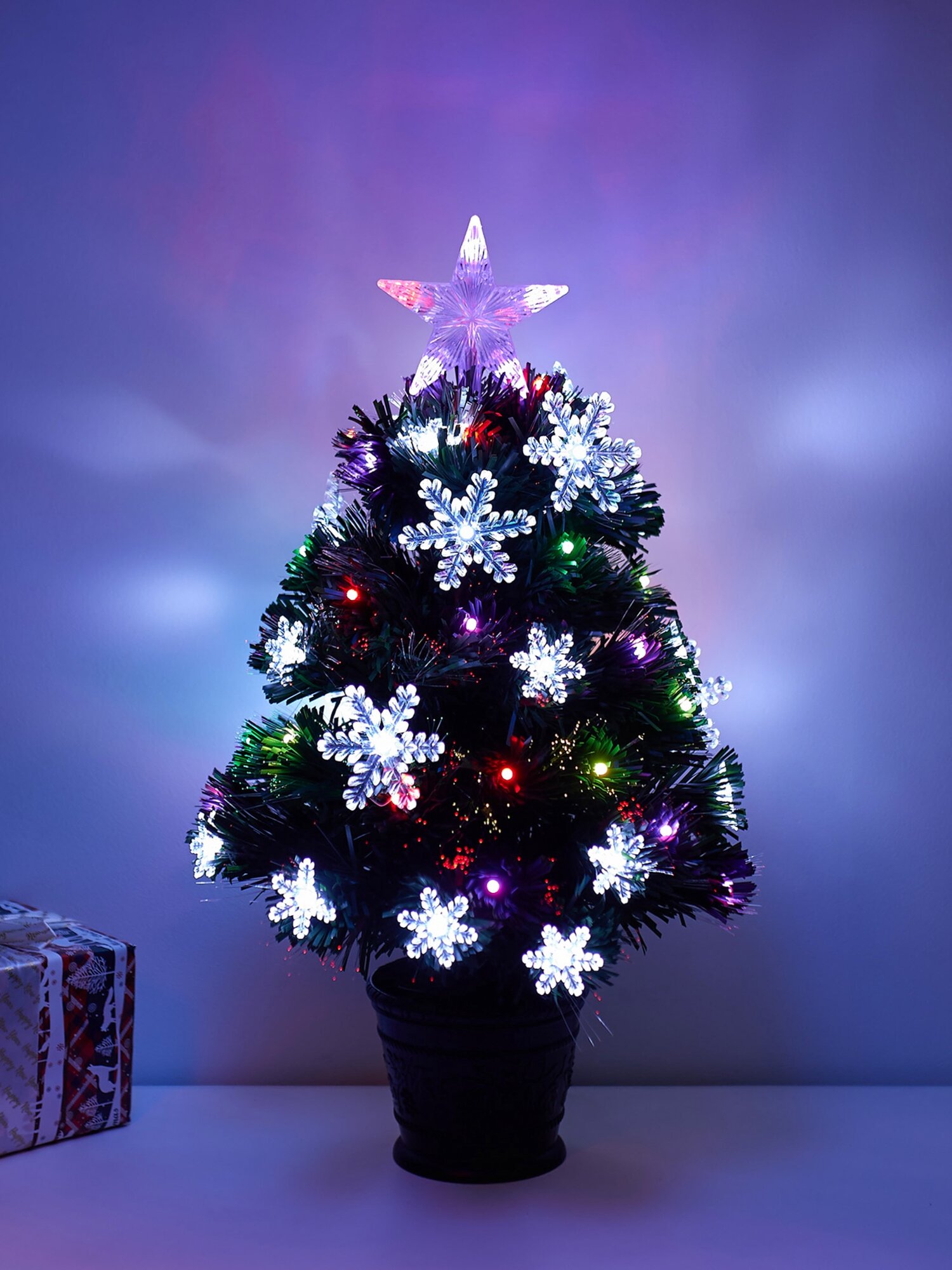 Ёлка фиброоптическая "Снежинки" 60 см d нижнего яруса 35 см, 55 веток, мигание