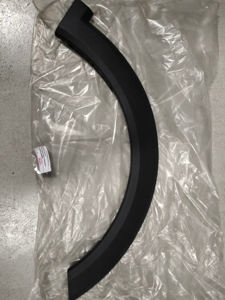 Накладка арки переднего колеса правая 638128721R для автомобилей LADA ISKRA CROSS