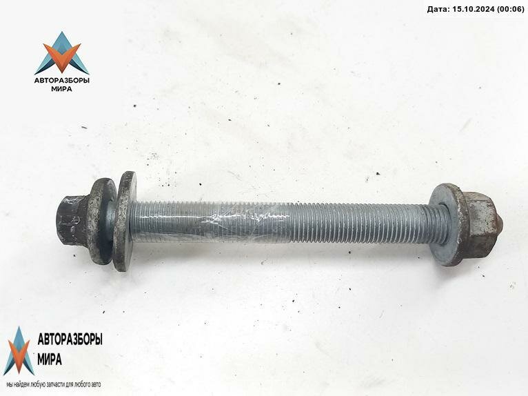 Болт крепления BMW 5 F07/F10/F11 2012 33316767586