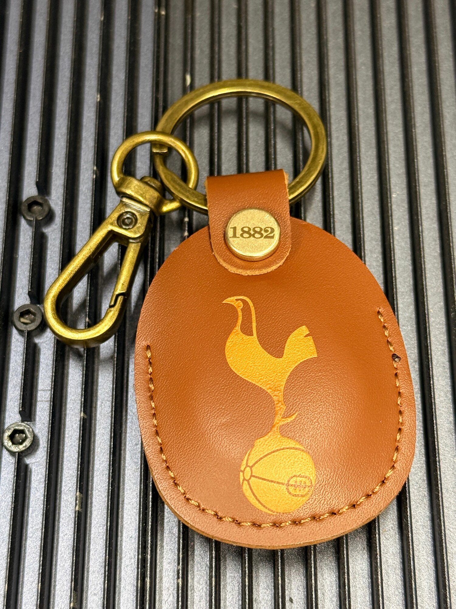 Брелок-чехол, для ключа домофона ФК Тоттенхэм, экокожа, коричневый