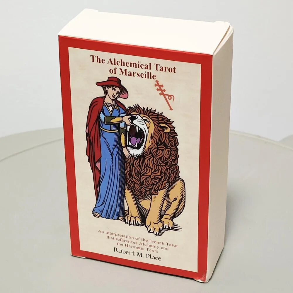 Карты Таро The Alchemical Tarot of Marseille, колода из 78 карт с инструкцией на французском языке