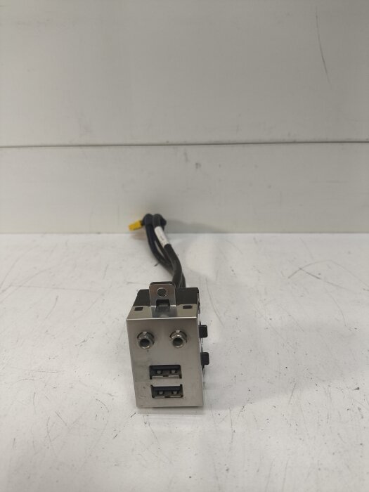 Передняя панель ввода-вывода HP 5800 5850 7900 457468-001