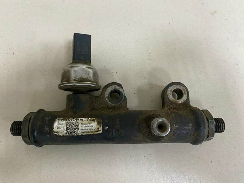 Рейка топливная рампа Land Rover Discovery 3 2004-2009 кат.номер: 4R8Q9C066AE