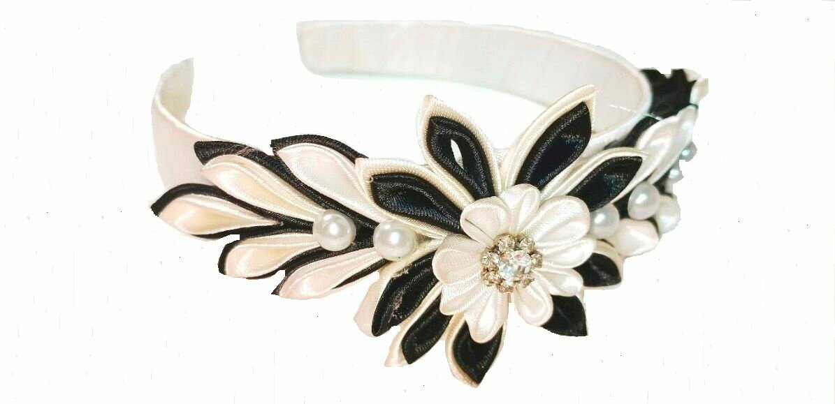 Ободок с бантом - цветочный