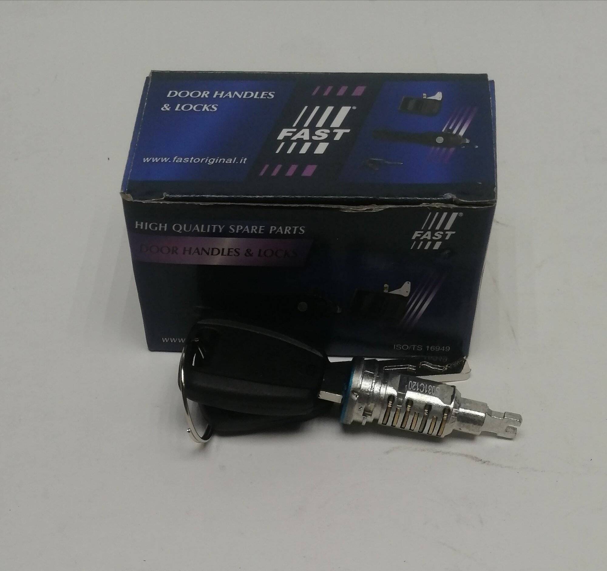 Личинка замка двери передней/задней с ключом Boxer/Ducato 250/Jumper