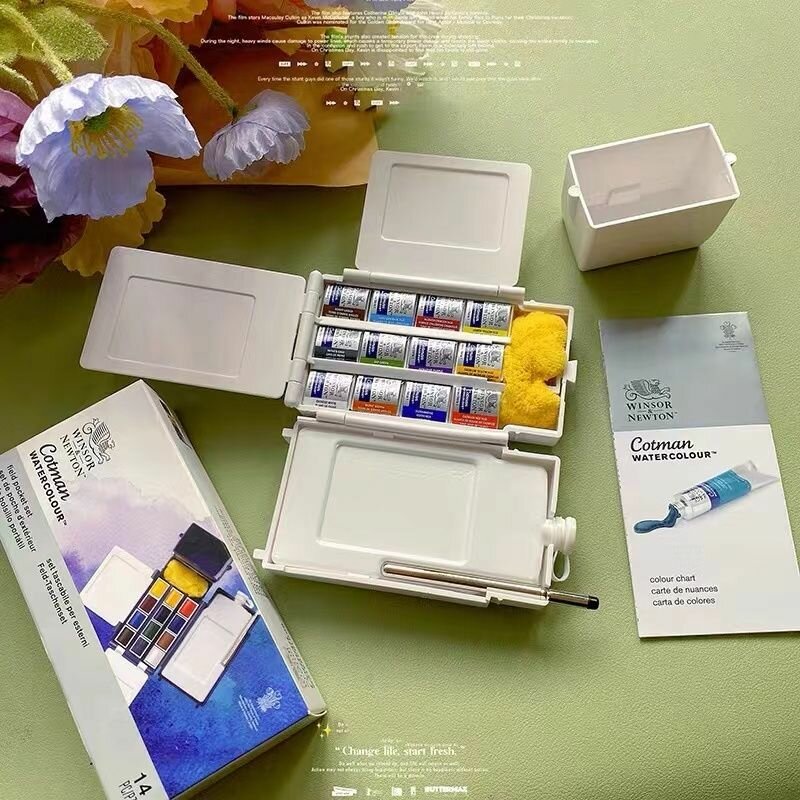 Акварель Winsor&Newton Краски акварельные Cotman 12 цв + кисть, чайник, губки