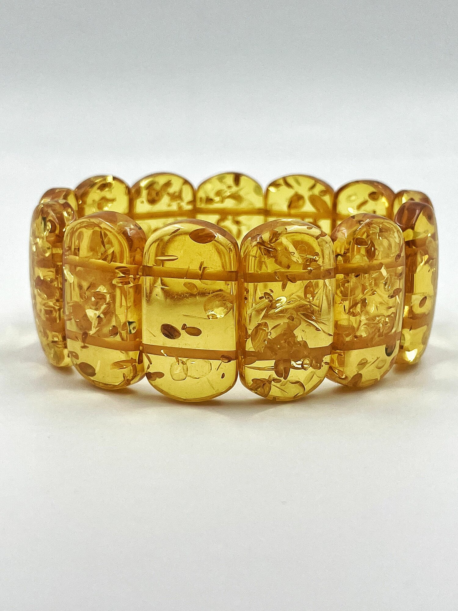 Браслет-манжета, янтарь прессованный