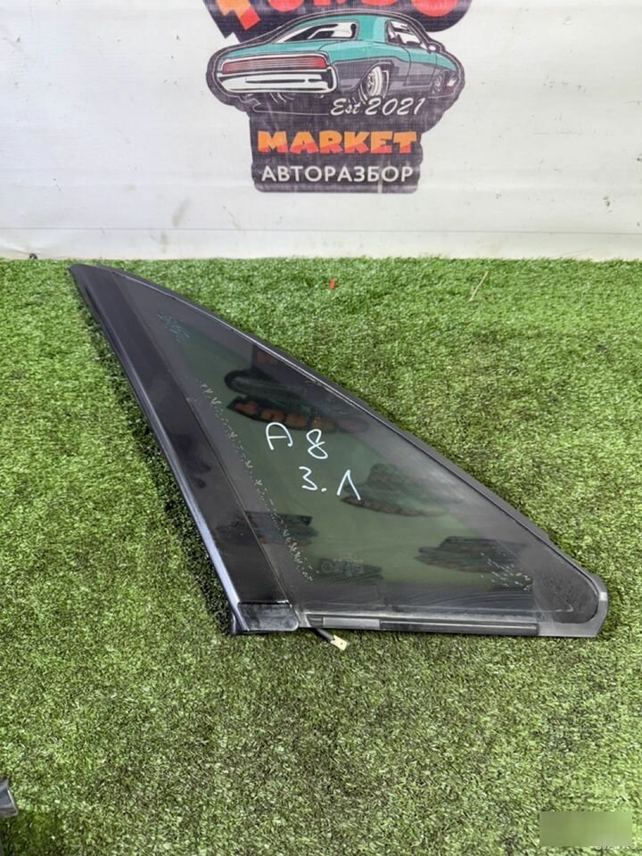 Форточка задняя левая Audi A8 D2 1994-1999