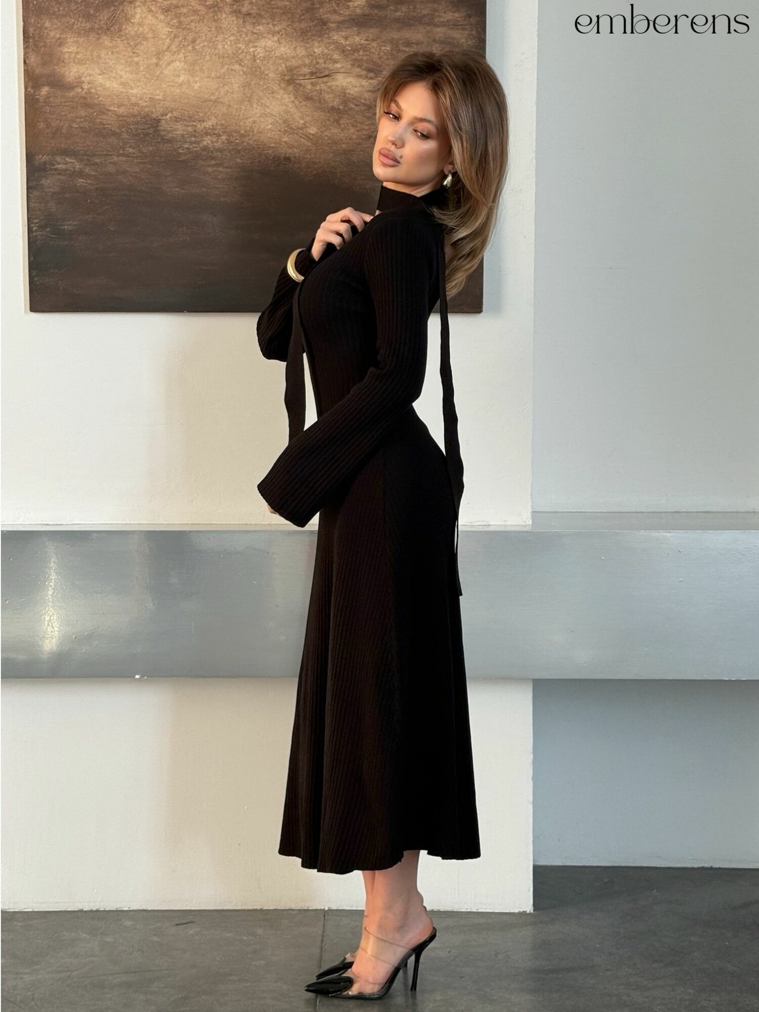 Платье Осень-зима 2025