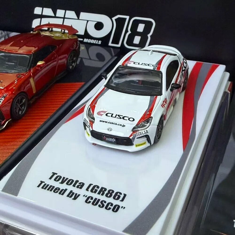 Машинка INNO 2025 IN64 MADLAB01 MADBUL GR86, 1:64, Toyota, легковая модель