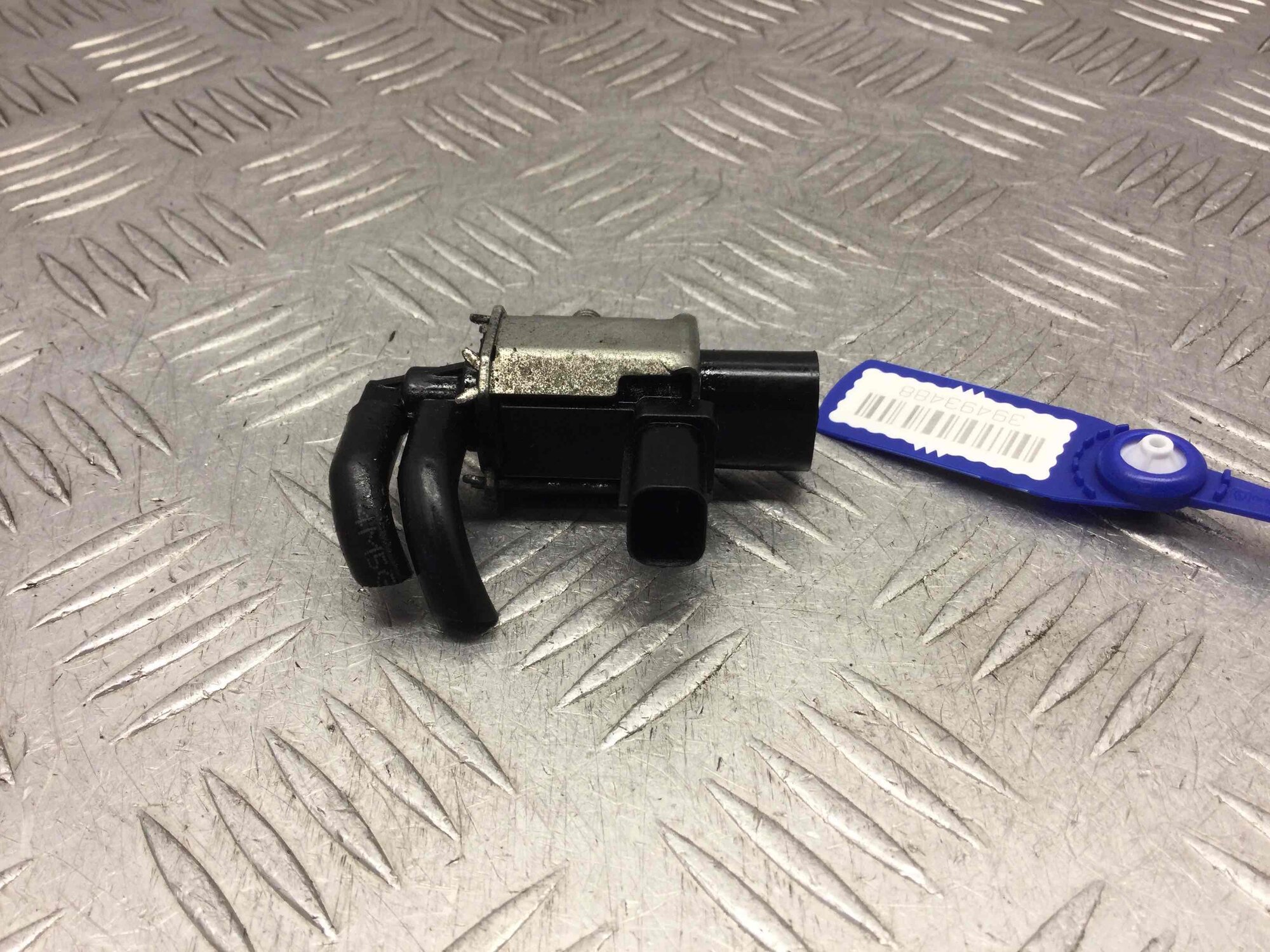 Б/У Клапан электромагнитный Ford Focus 2 поколение (2005-2008) 2008 г.