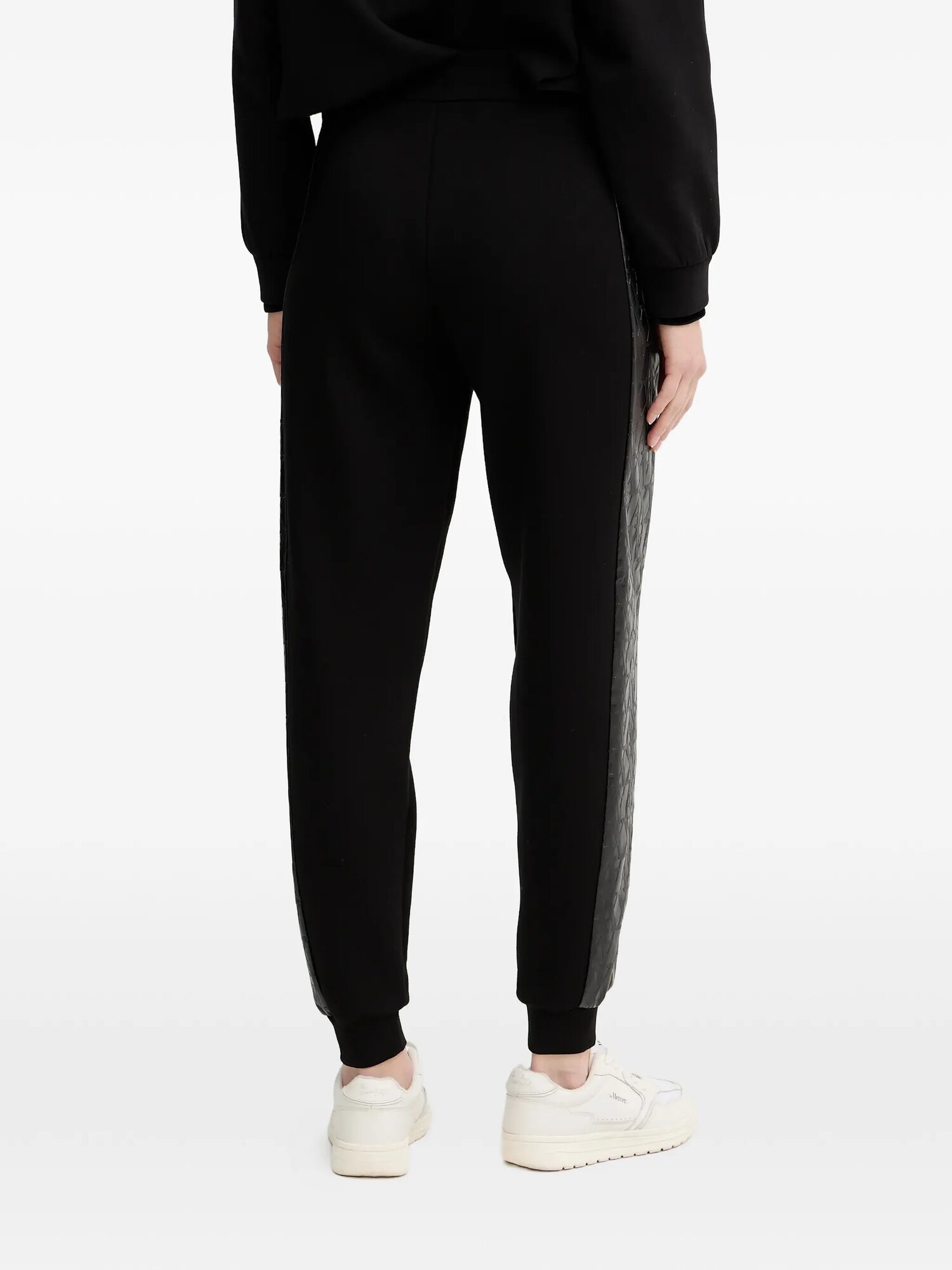 Брюки Armani Exchange Patterned-side track pants, размер 42 — фото 1