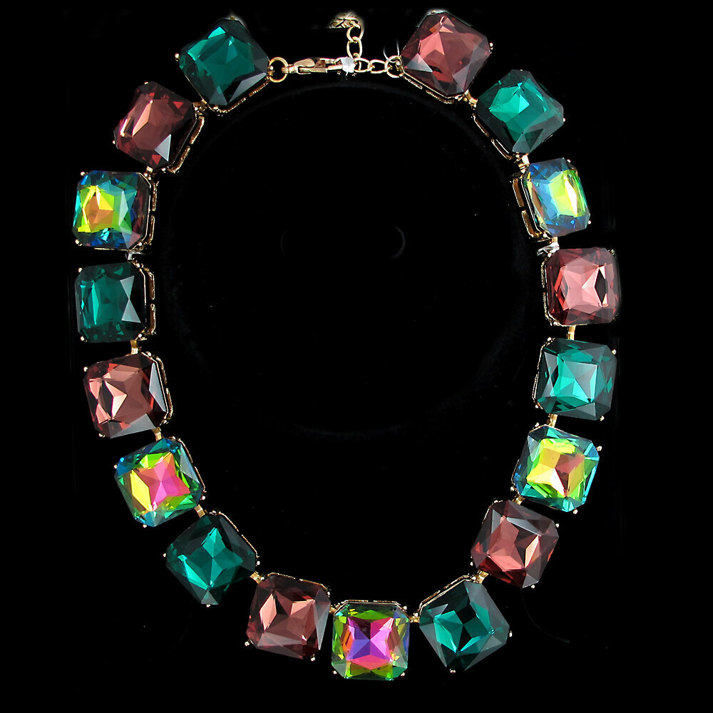 Колье, стекло