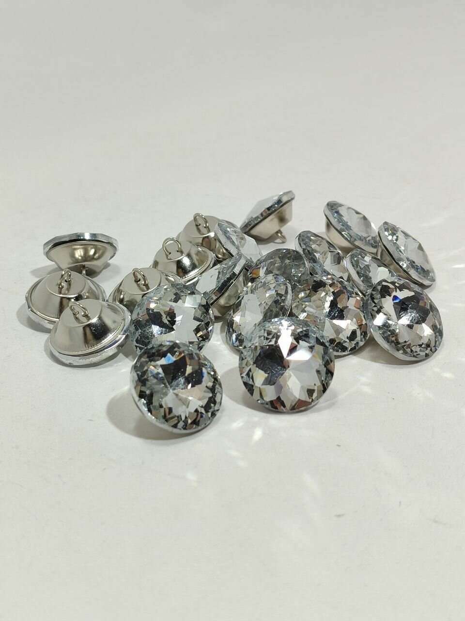 Стразы мебельные для дивана и подушек диаметр 25мм/100 штук