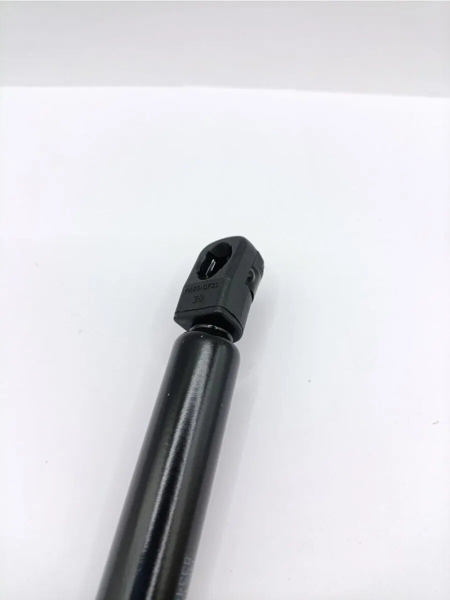 Амортизатор задней крышки (со спойлером)