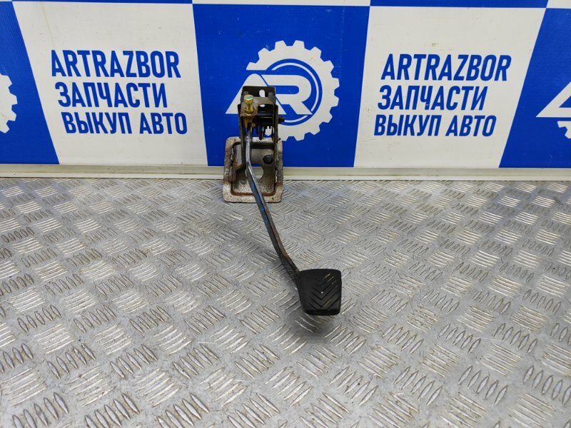 Б/У Педаль сцепления Kia Magentis GD / Киа Magentis GD 2.0 G4JP 136 Л.С 2003