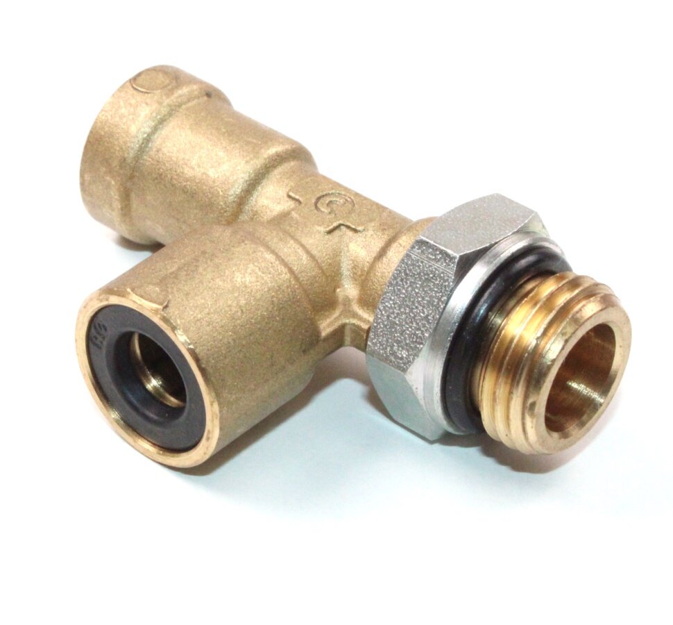 9422 8-M16X1,5, Фитинг тройник, Camozzi