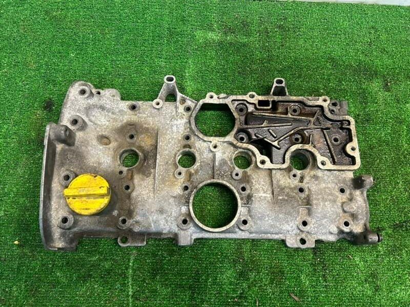 Клапанная крышка Renault Scenic 1.6 K4M 2003 7700600530