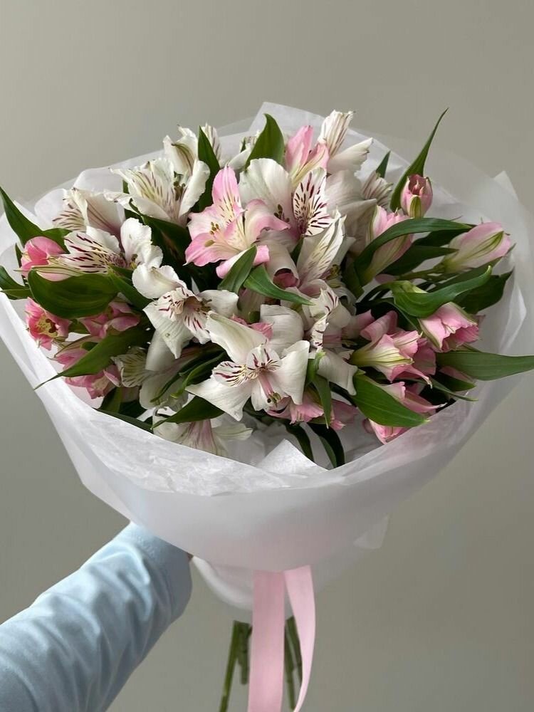 Цветы живые букет из 7 альстромерий "Джульетта" от Flor2u, 40 см