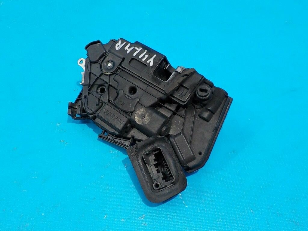 Замок двери задней левой SKODA Rapid 2013-2020 5E0839015 - Б/У