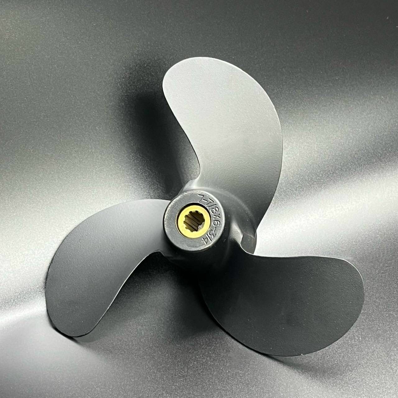 Гребной винт Suzuki DF4-DF6, DF4A-DF6A (3x7-7/8x6-3/4)