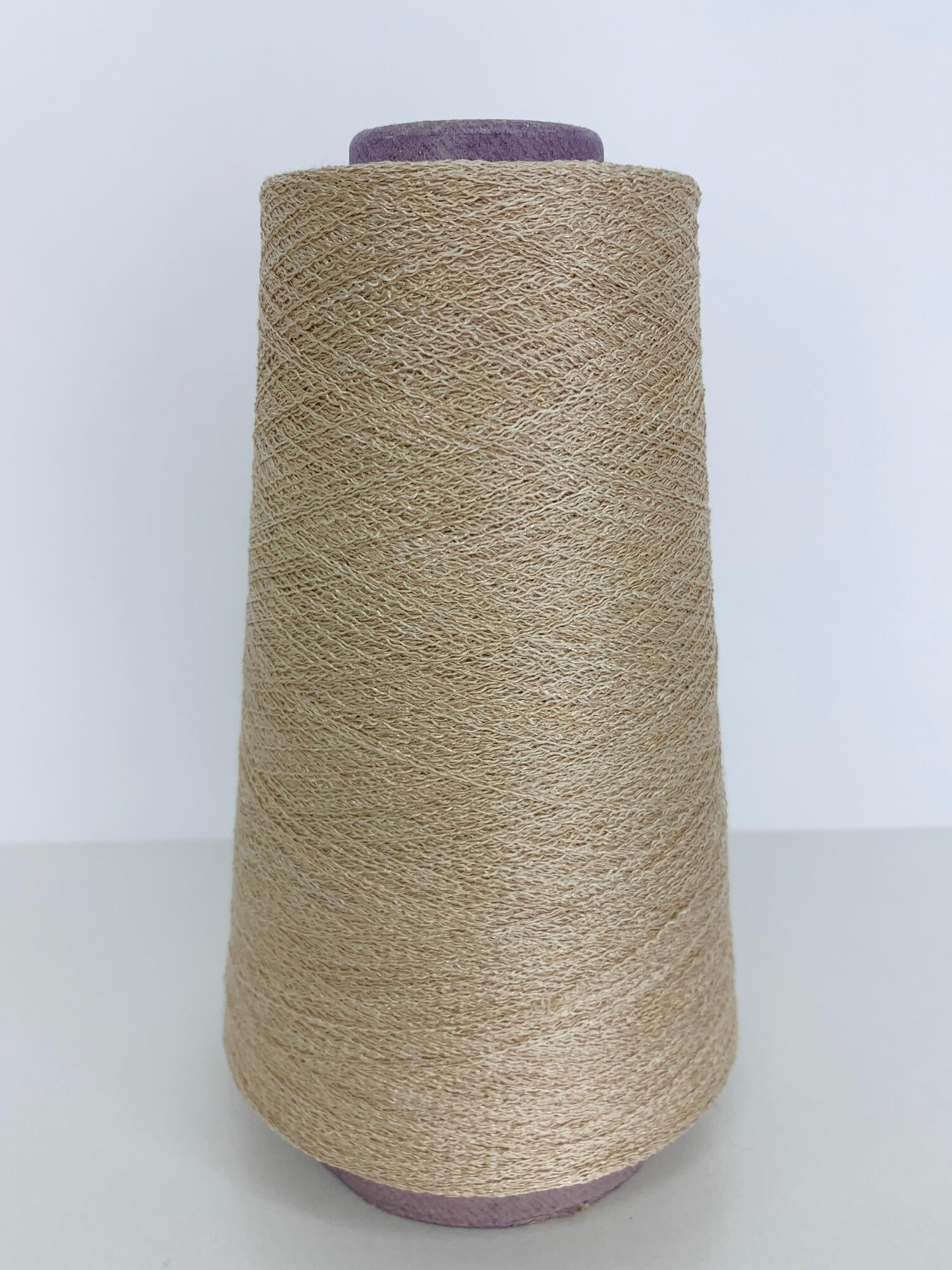 BLOSSOM- Botto Giuseppe; 65% шелк, 35% люрекс; 3900м/100гр; col.Mel. Deserto, цвет: светло-бежевый блеск, вес 150гр. italyyarn