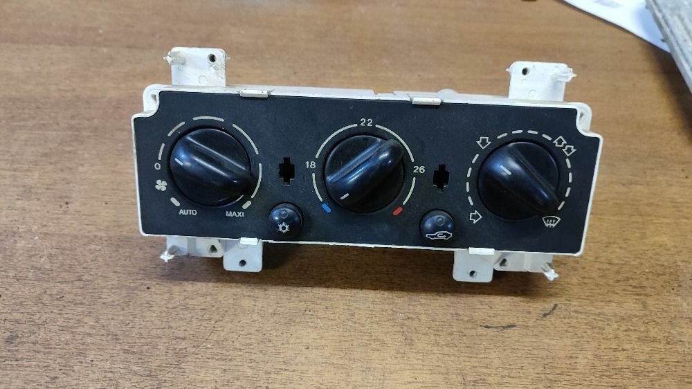 Блок управления климатом Citroen Xsara 1 662655J