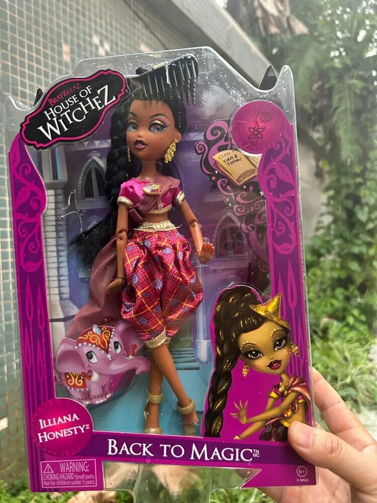 MGA Bratzillaz house of witchez Back To Magic Illiana Honesty Братц Модная кукла-ведьма, С одеждой и аксессуарами, Подходит для детей старше 6 лет