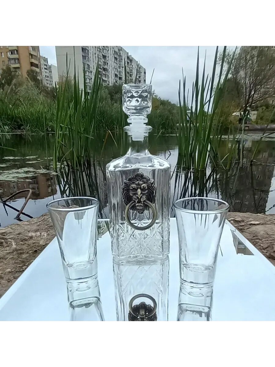 Графин граненый Лев 500мл+ 2 стопки высокие 50мл