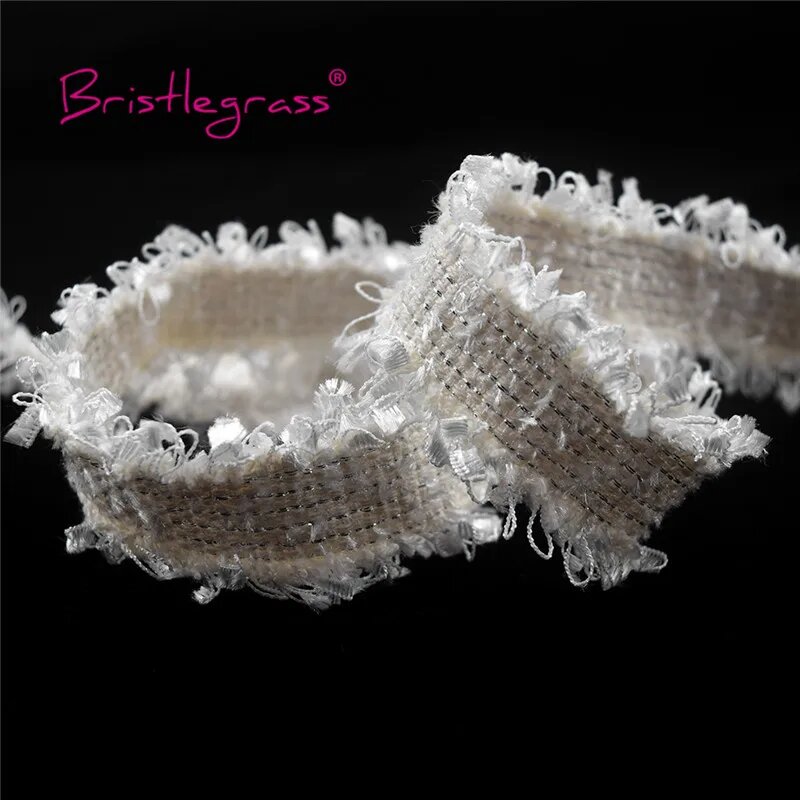 Блестящая твидовая тесьма BRISTLEGRASS 30 мм Белый, C--20mm