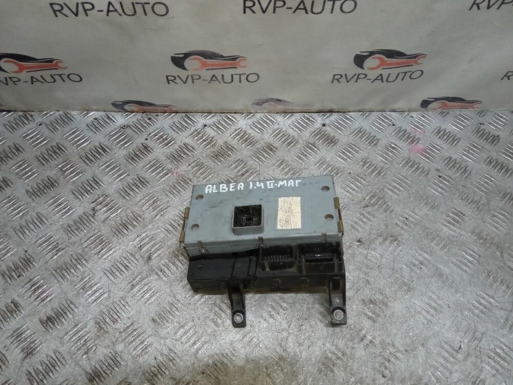 Блок предохранителей Fiat Albea 1.4 2005-2012 FIAT