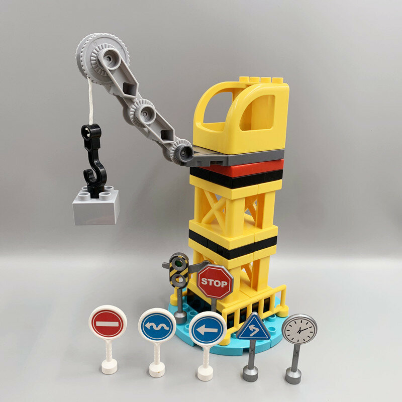 Набор крана-башни и дорожных знаков для детей, крупные строительные блоки с аксессуарами