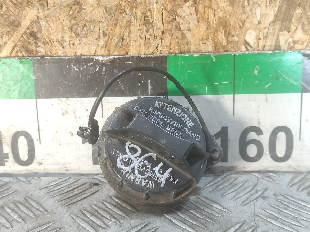 Крышка бензобака HYUNDAI Accent 2000-2012 3101038600