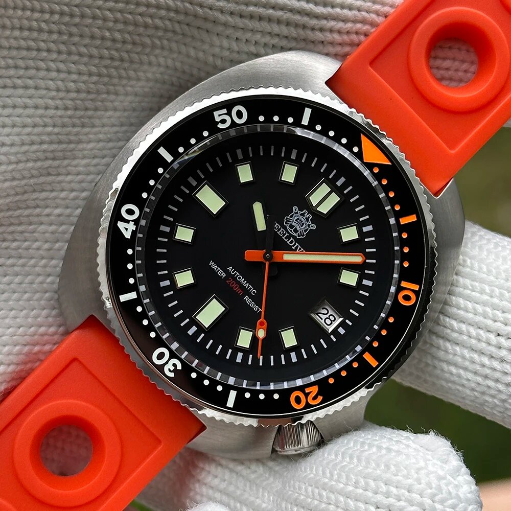 Наручные часы